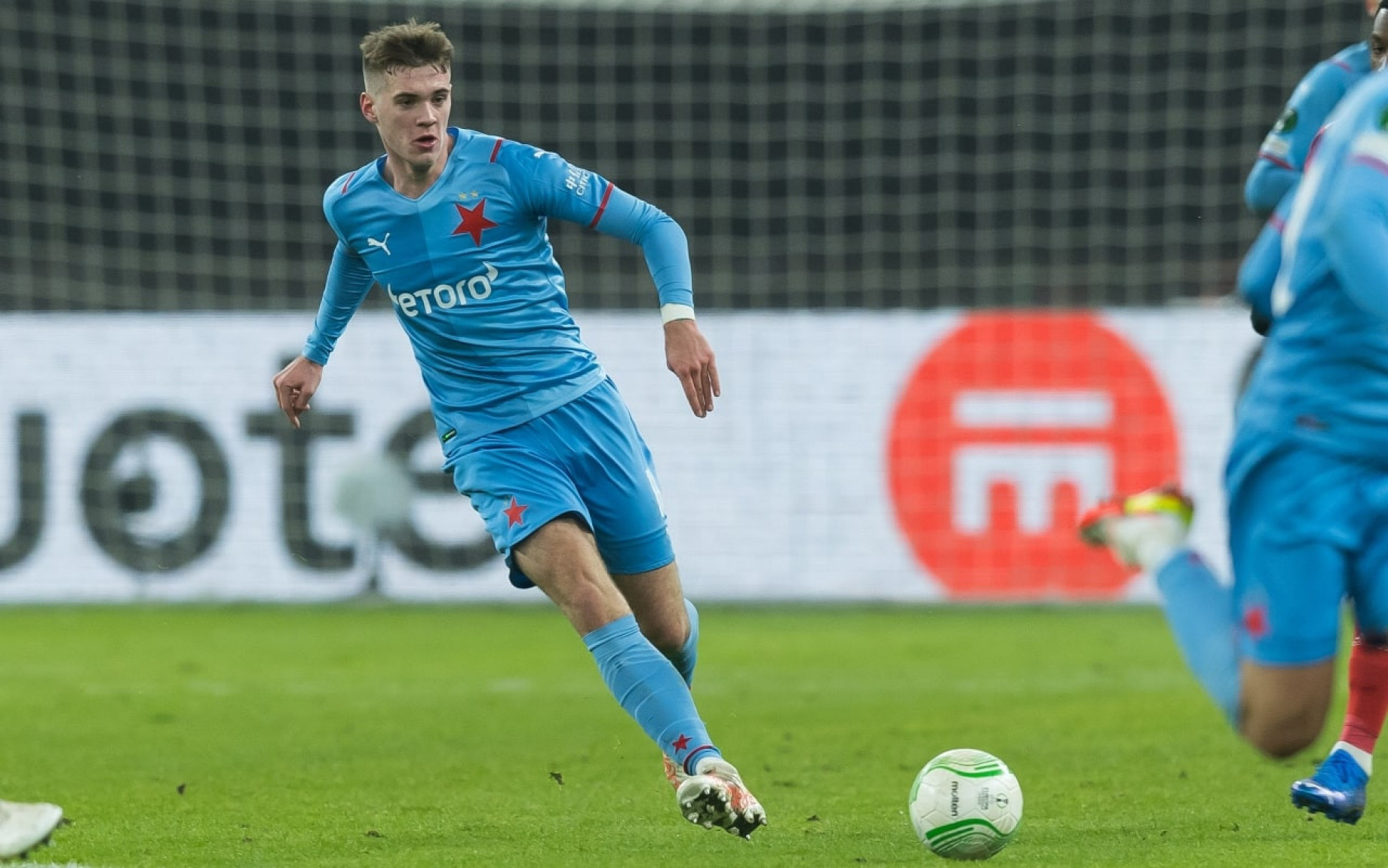 Lecce: chi è Daniel Samek, il nuovo rinforzo a centrocampo