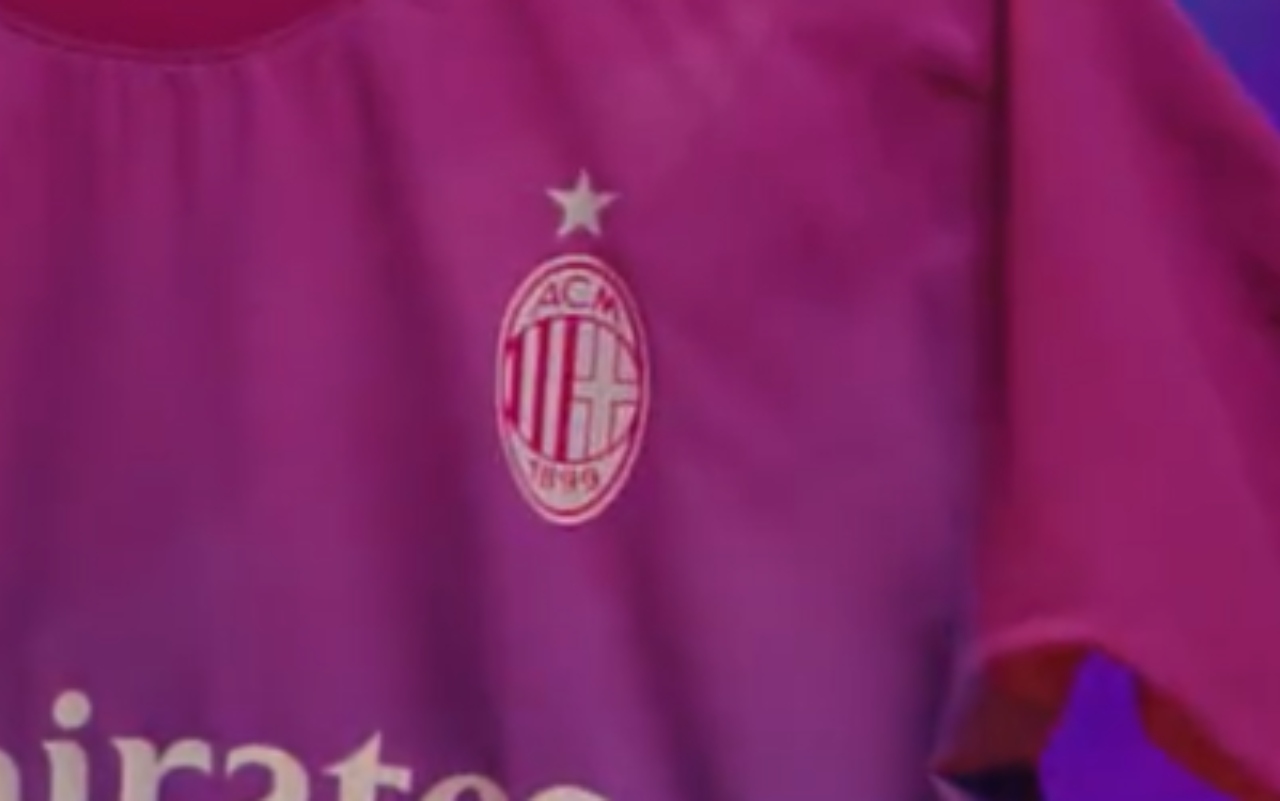 Milan Presentata La Terza Maglia Per La Stagione 2023 2024 Foto