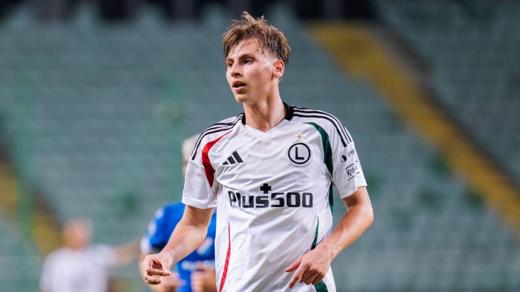 Chi è Jan Ziolkowski, il difensore ad un passo dalla Roma: numeri e ...